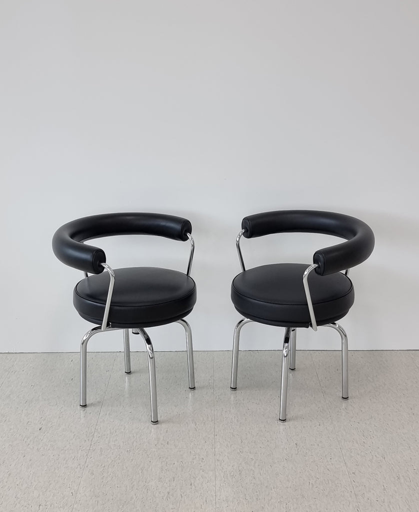 Le Corbusier LC7 Chair (up to 2ea) – 모이아띠