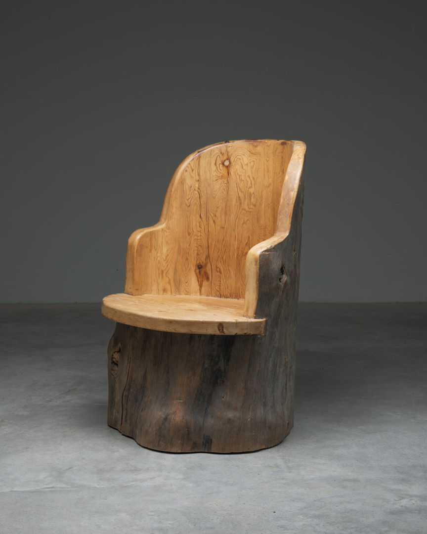 Hand Carved Stump chair – 모이아띠